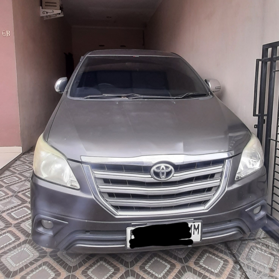 Toyota Innova Diesel 2013 (Barong) | Toco Iklan Baris