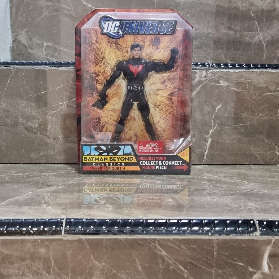 Jual DCUC DC Universe Classics Batman Beyond (unmasked) deng
