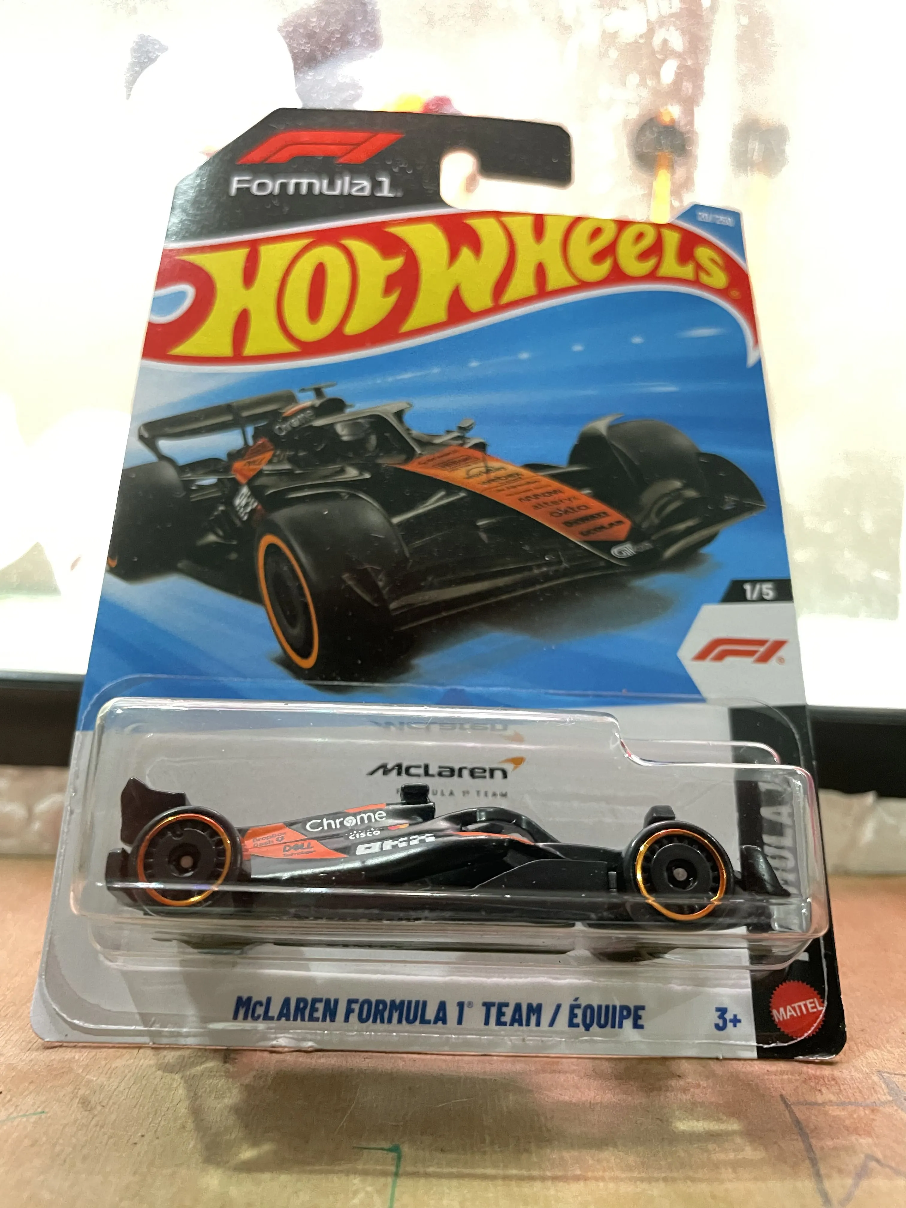 Jual Hot Wheels McLaren Formula 1 Team / Equipe dengan Harga
