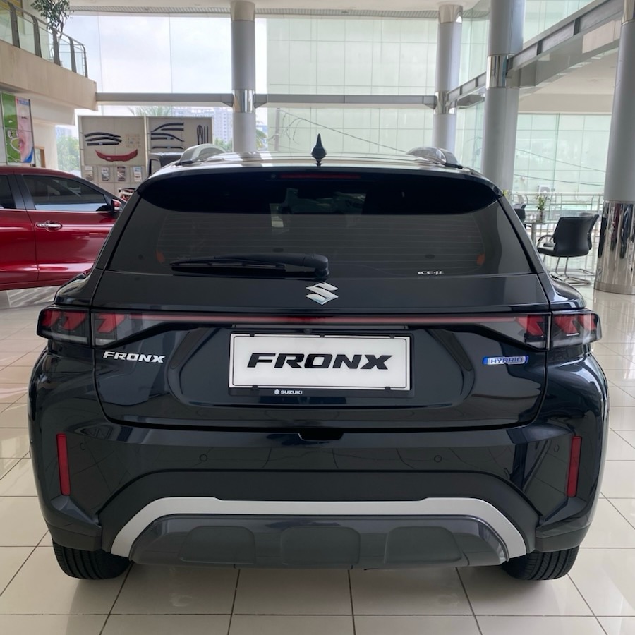 Suzuki Fronx SGX HYBRID 2 TONE | Toco Iklan Baris