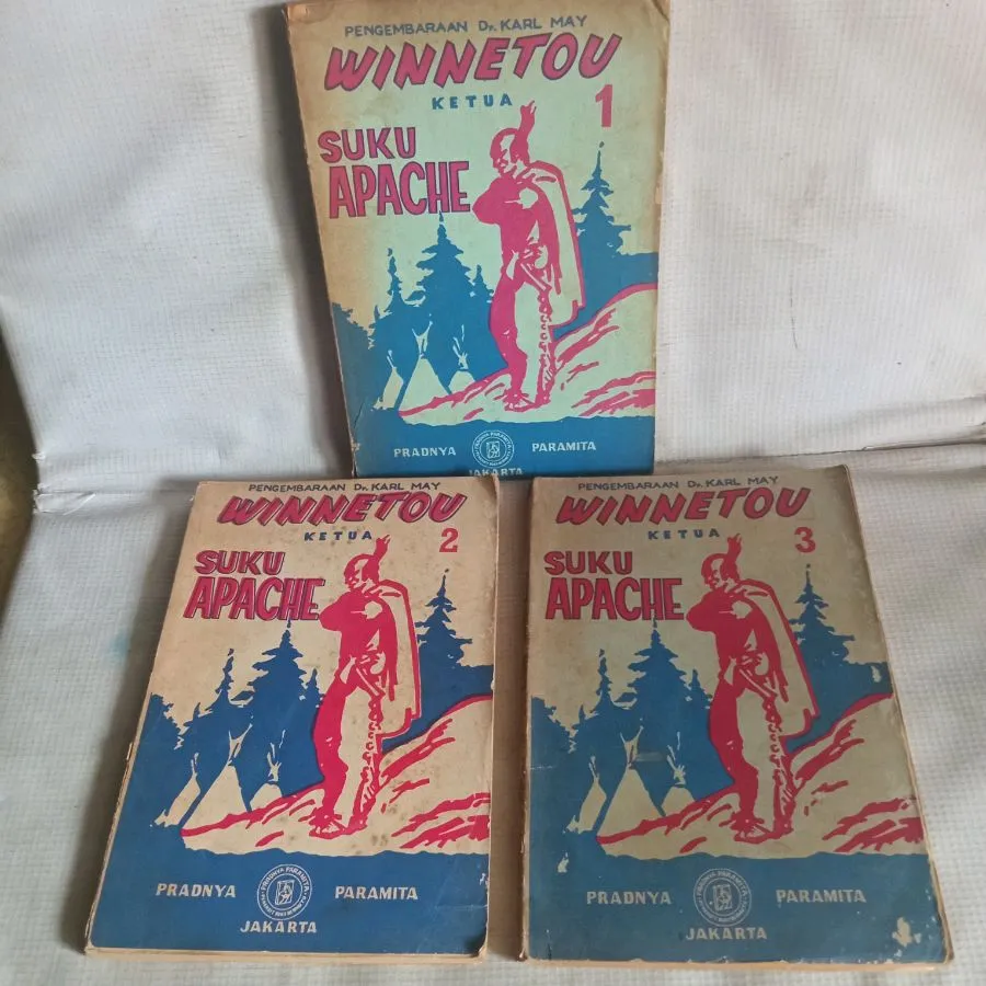 Jual NOVEL DR. KARL MAY WINNETOU KETUA SUKU APACHE JILID 1.2