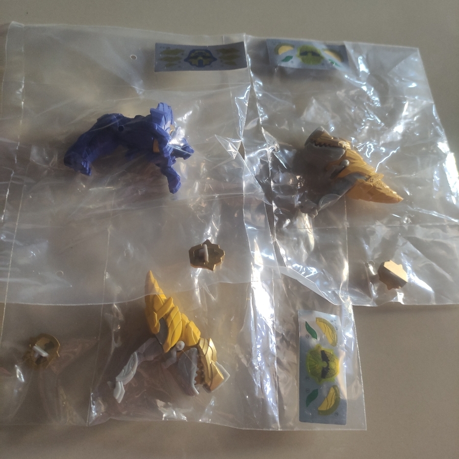 Gashapon No.1 Sentai Gozyuger Tyrano Hammer & Lion Buster