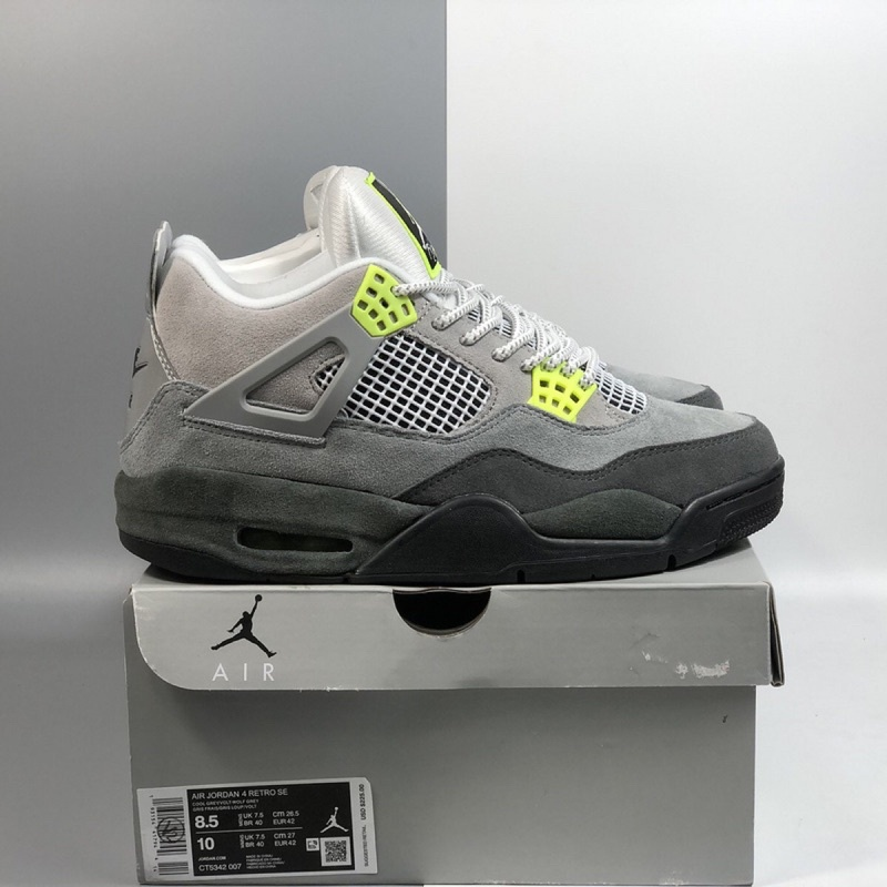 Jual Air Jordan 4 Retro SE 95 Neon dengan Harga Terbaik di T