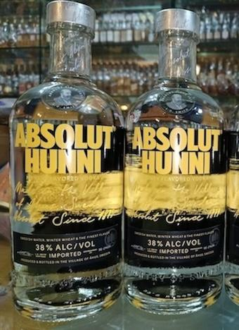 ABSOLUT HUNNI VODKA ABSOLUT HUNNI VODKA | Toco Iklan Baris